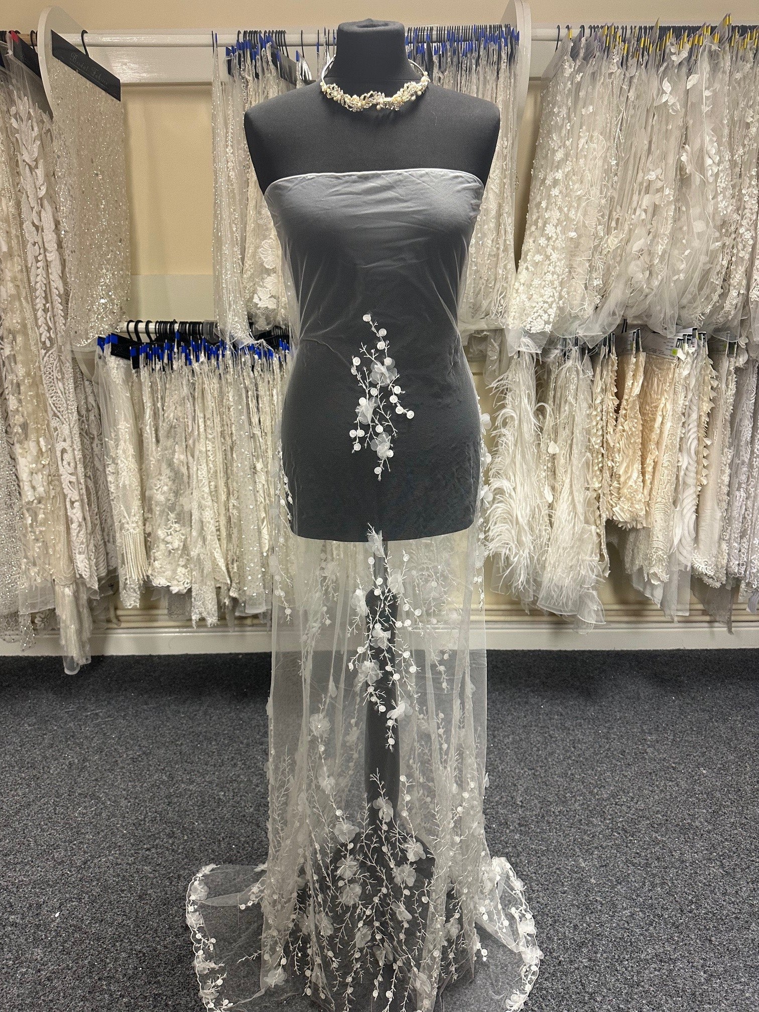 Ivory Beaded Lace – Lamar