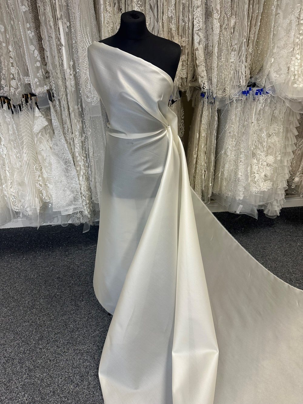 Organza Fabrics : Luxury Wedding Dress - Bridal Fabrics