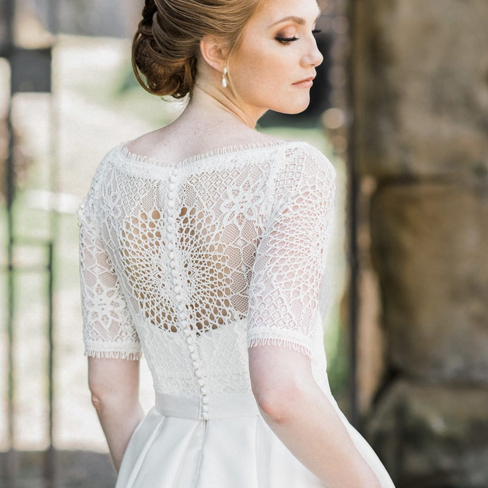 Laces, Fabrics and Wedding Trims : Bridal Fabrics